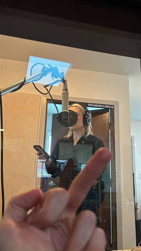 Phoebe Recording Something Pb3 Maybe R Phoebebridgers