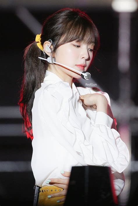 아이린 노란색 치마 방송연예 꾸르