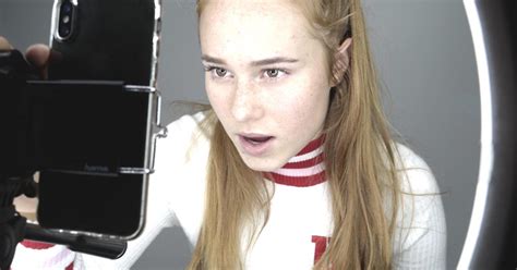 Jutarnji List U Zagrebu Film O Godi Njoj Influencerici Svi Misle Da Mi Je Lako Nitko Ne