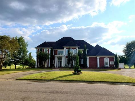 4565 Sweet Flag Loop Southaven Ms 38671 ®