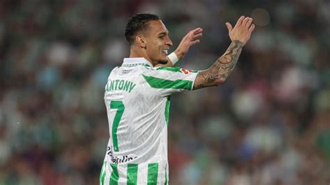 安东尼持续高光！再进死角世界波太惊艳，手术刀直塞险些助攻腾讯新闻