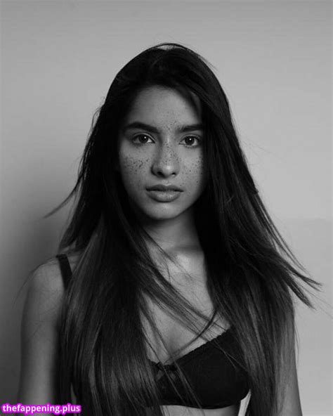 Aurora Sinclair Aurora Lights Ee Aurora Sinclair Nude Onlyfans Photo The Fappening Plus