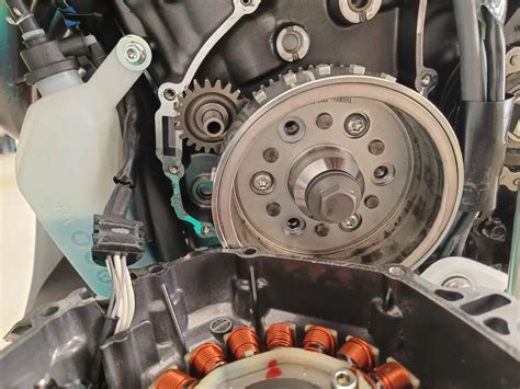 How To Test A Stator With A Multimeter [2025]