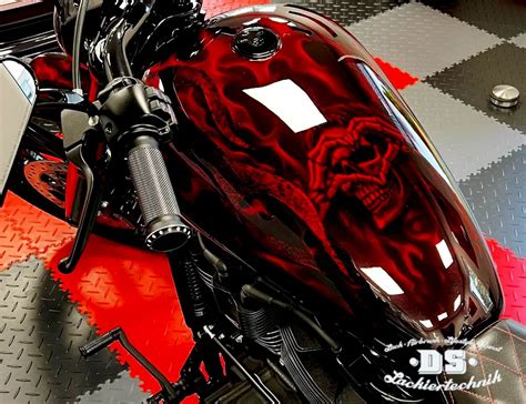 Harley Lackierung In 7 Schritten Airbrush Unter Candy Lack