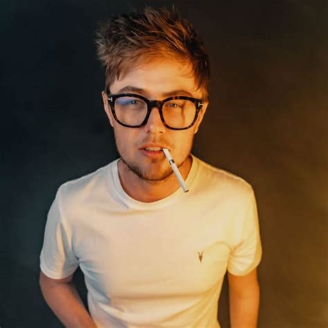 David Mcintyre David Mcintyre On Threads