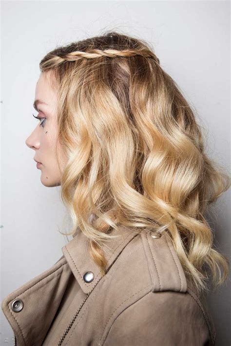 Cheveux Ondulés Mi Longs Automne Hiver Coiffure Cheveux Ondulés Nos