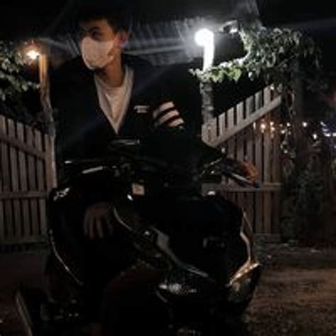 Stream Bùi Phan Hoài Anh Music Listen To Songs Albums Playlists For