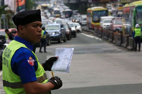 MMDA Suspends Implementation Of EDSA Driver Only Car Ban Philstar Com
