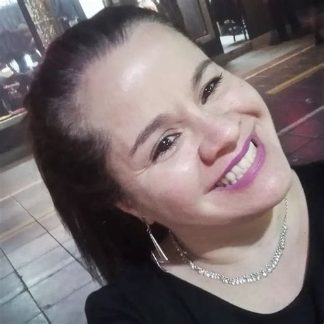 Andréia Simoni Andreiadesimoni On Threads