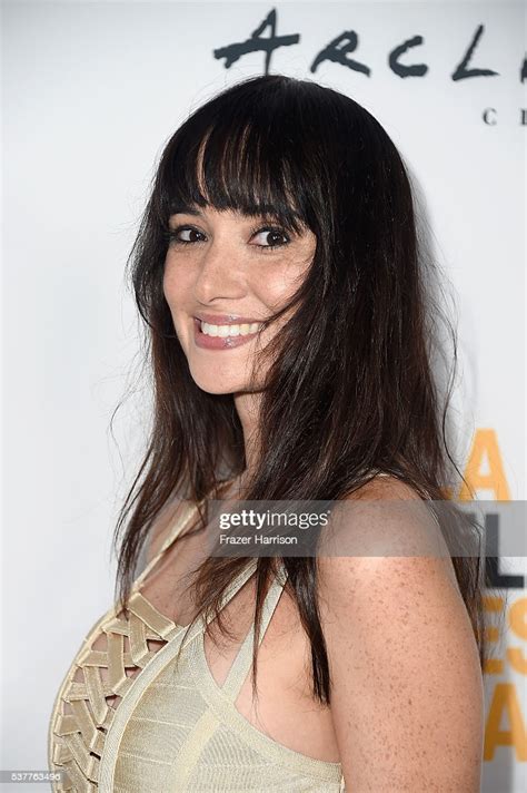 Sara Malakul Lane Actress Biography Photo Best Movies And Tv Shows