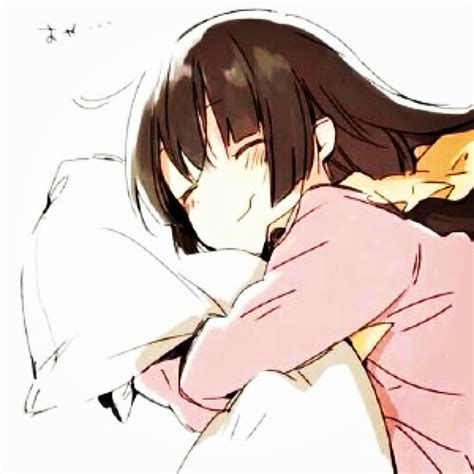 动漫 抱着抱枕挺可爱的嘛 高清图片，堆糖，美图壁纸兴趣社区