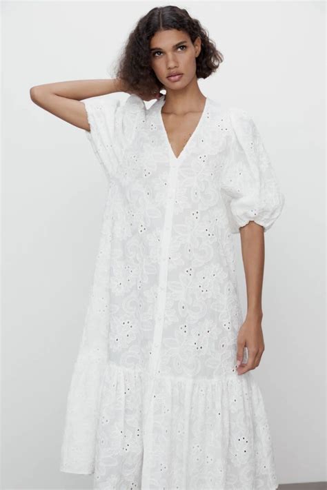 Zara Tiene Los Vestidos Blancos Más Bonitos De La Temporada Que Nos Hacen Soñar Con El Verano