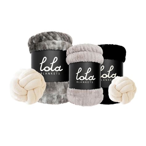 Products Lola Blankets