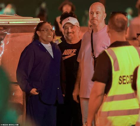 Olympian Cathy Freeman Spotted Holding Hands With Mystery Man At Nike After Dark Event In Sydney