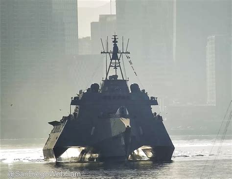 Uss Gabrielle Fords Lcs 10 Leaving San Diego April 21 2023 [1917 X 1483] R Warshipporn