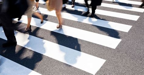 Přechod Pro Chodce Pravidla Která Byste Měli Znát A Dodržovat