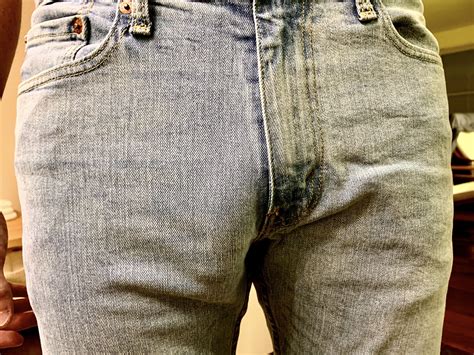 Skinny Jeans Are Incompatible With Big Dicks The Big Dick Guide