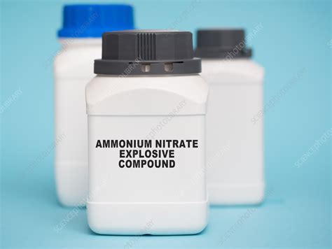 Ammonium nitrate - Stock Image - F044/5776 - Science Photo Library