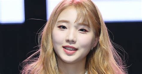 [ten Photo] 이달의 소녀 여진 눈빛으로 끝