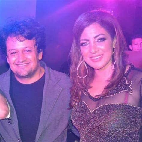 كارين نوالي Karen Nawali