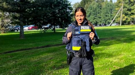 Politsei Ja Piirivalveamet On Linkedin Karjääripööraja Eliise Praegu On Veel Koolis Lihtne