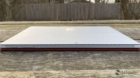Surface Pro Review It Finally Has Usb Type C Neowin