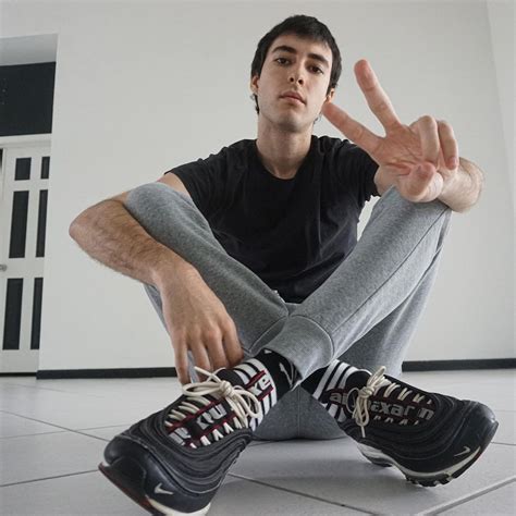 Danny Bionic 4f375e 2