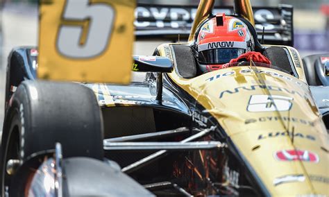 Hinchcliffe Itching To Get Back To Racing At Detroit After Sitting Out