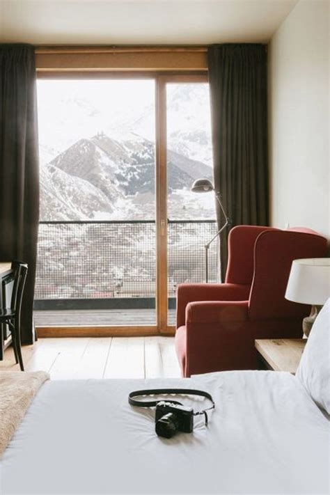 Trekkings From Inn To Inn Switzerland Swiss Alps Mountful Hikes