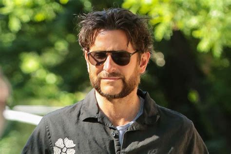 Bradley Cooper Beard 6 Reasons We Love Bradley Cooper And Were Not