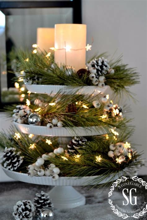 32 Christmas Table Decorations And Centerpieces Ideas For Holiday Table Decor Womans Day
