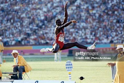 Carl Lewis Long Jump Photos And Premium High Res Pictures Getty Images
