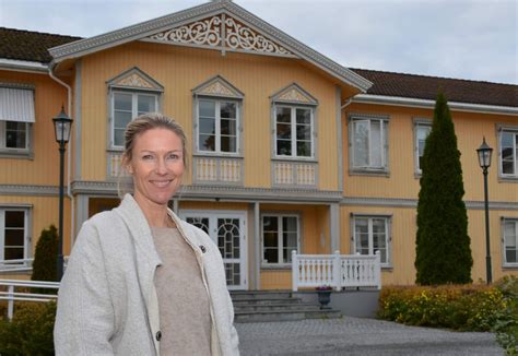 Helene Sjekker Inn På Modum Bad Modum Bad