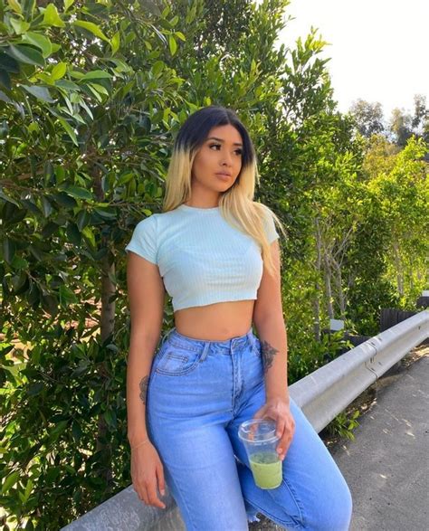 Pin Di Elizabeth Marrero Su Curvis