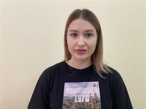 Caricar主播简介 Stripchat