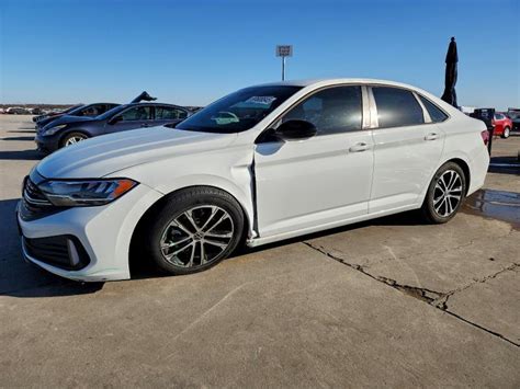 2024 Volkswagen Jetta Sport 3vwbm7bu3rm020109 Bid History Bidcars