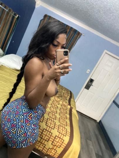 Check Me Out Shesfreaky