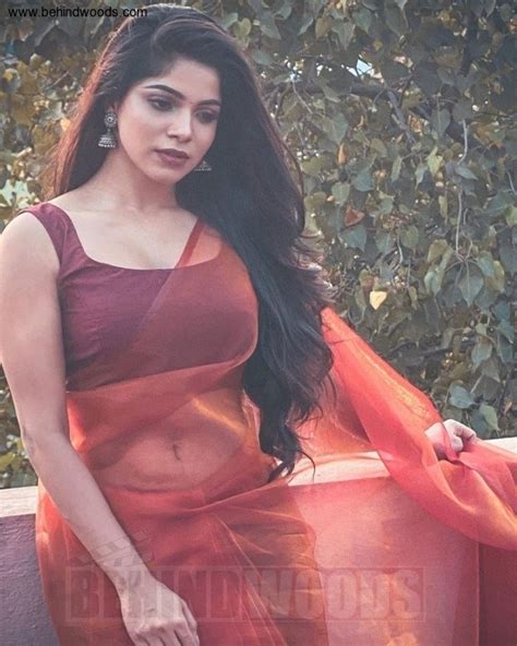Divya Bharathi Aka Divyaa Photos Stills And Images