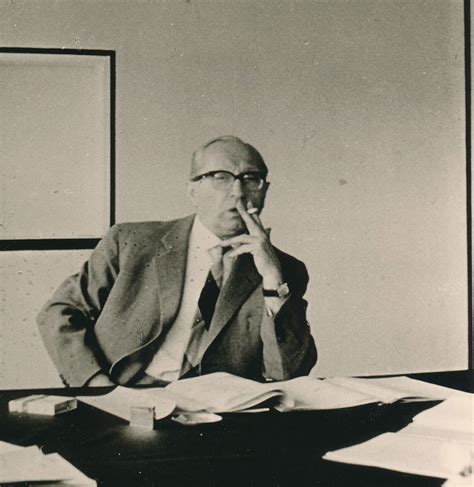 Porträt Der Visionär Update