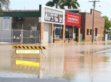 Rocky Flood Photos From The Ground Rockhampton