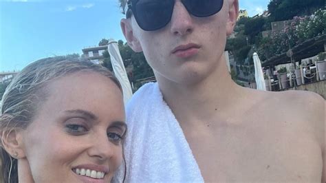 Justine Mattera La Nuova Foto Con Il Figlio Vincent Mediaset Infinity