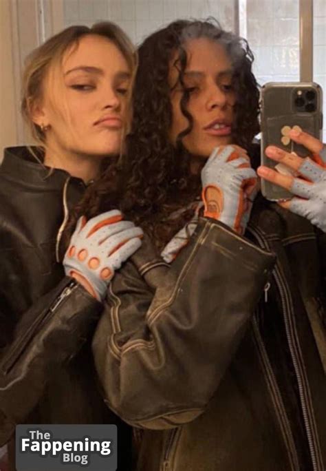 070 Shake Sexy Collection 22 Photos Thefappening