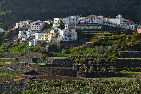 Agulo Ein Dorf Wie Gemalt Zwischen Felswänden Und Meer