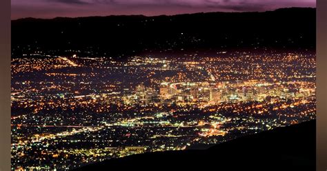 Edgecore Taps Bandwidth Ig For New Data Center Dark Fiber Routes Conduits Cabling