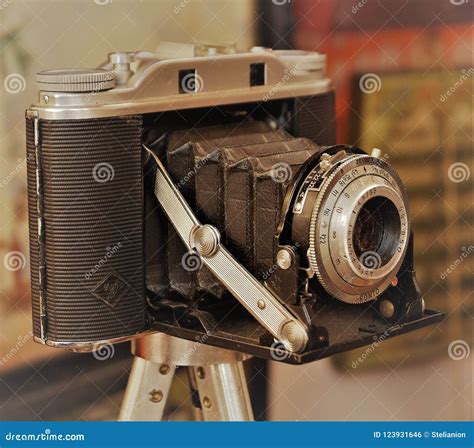 Antique 35 Mm Film Camera Editorial Photo Image Of Nostalgia 123931646