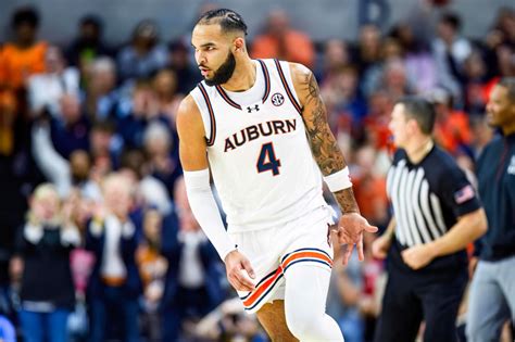Auburns Johni Broome Sweeping Up Second Halves