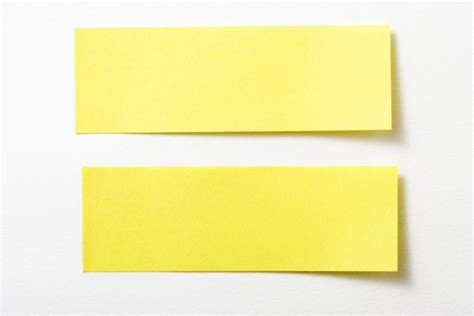 Premium Photo Yellow Postit Note