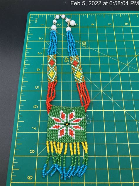 Vintage Southwestern Glass Beadwork Star Pattern Chok Gem