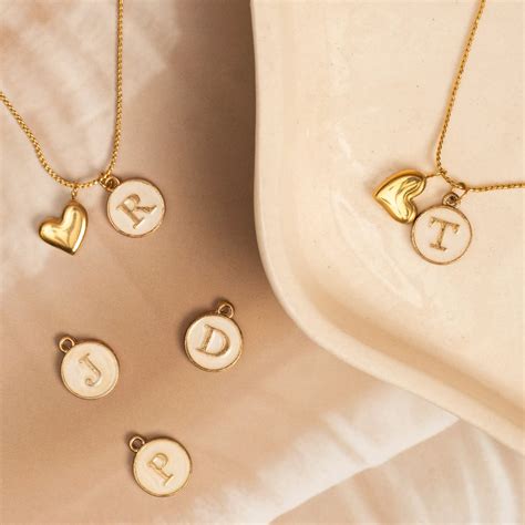 Personalized Initial Necklace With Heart Pendant The Zappy Box