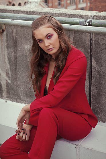 Brook Crompton Viviens Models